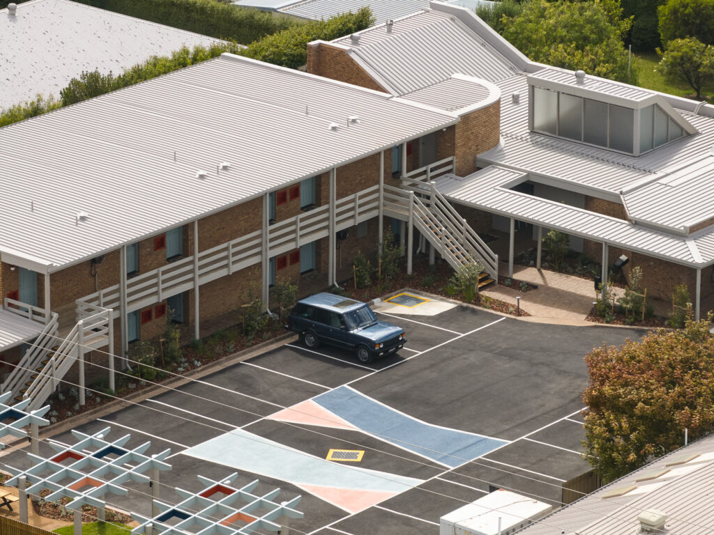 Flinders Motel - Tom Blachford